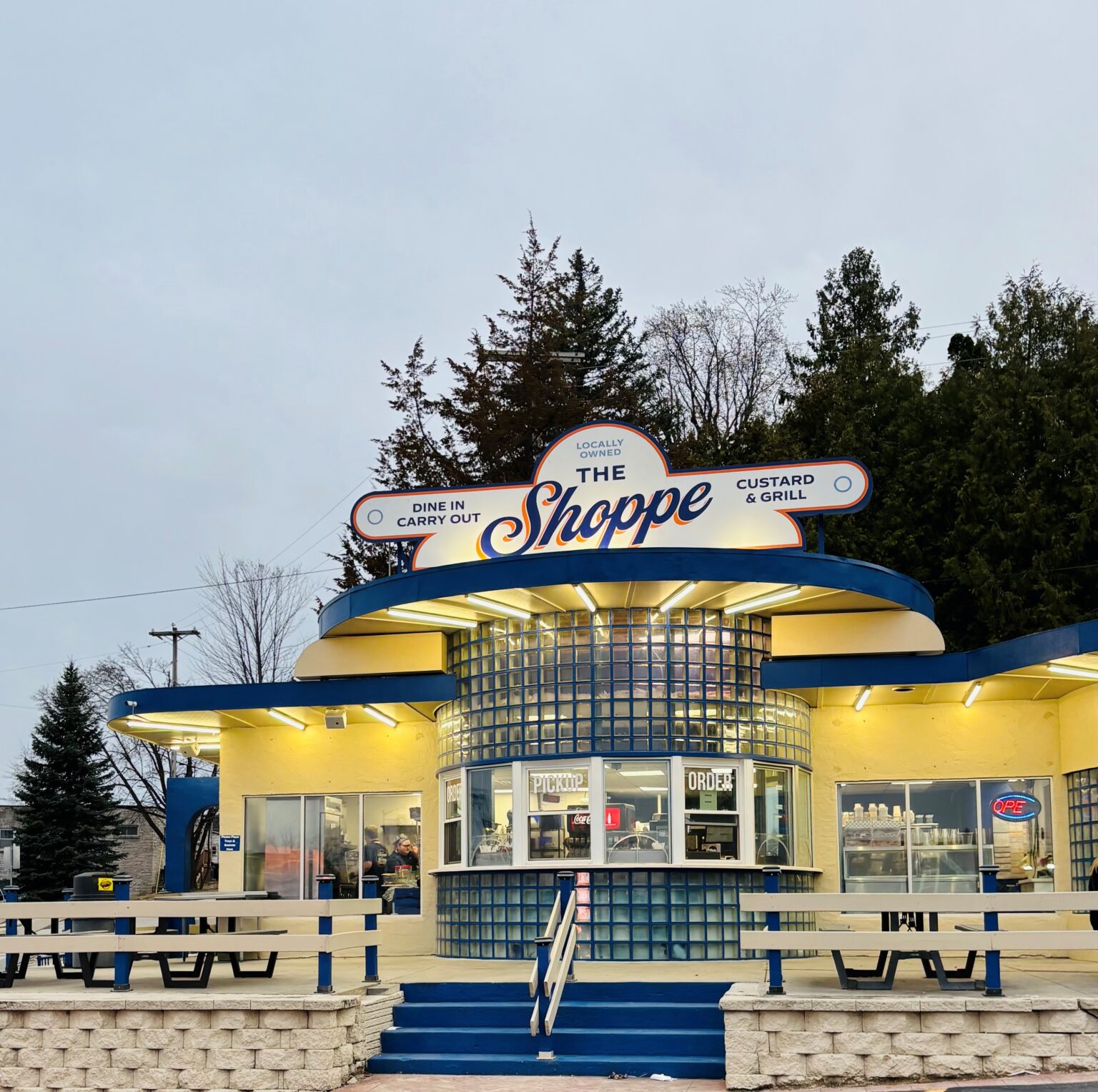 The Shoppe Custard & Grill – Visit Washington County